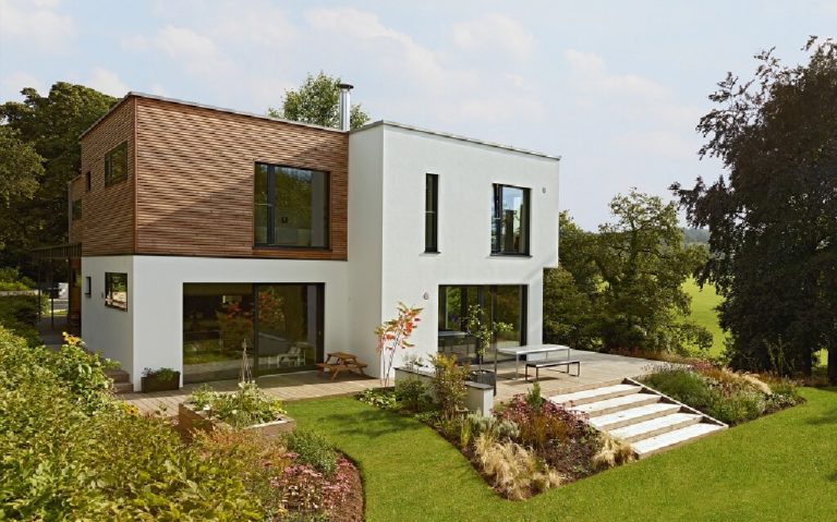 The single-family house Crichton convinces with a modern design - Home ...